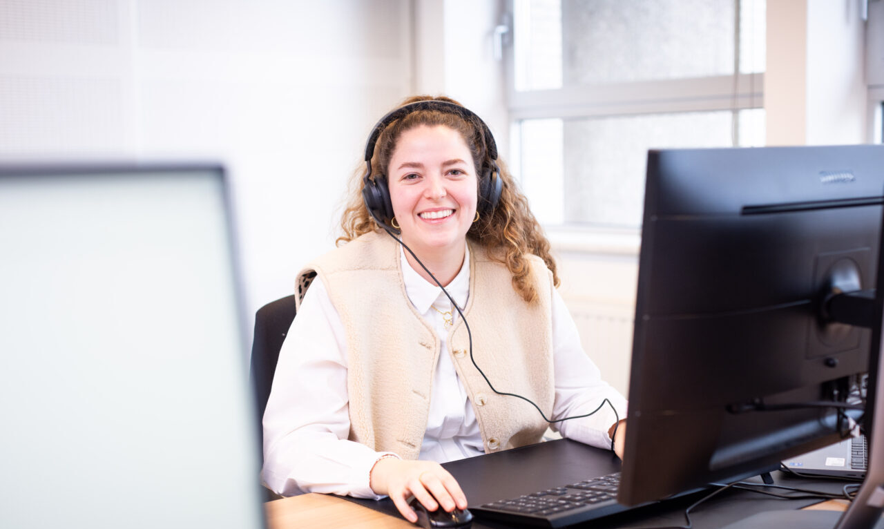 Au service du client – ONEM/RVA – Jaarverslag – Rapport Annuel